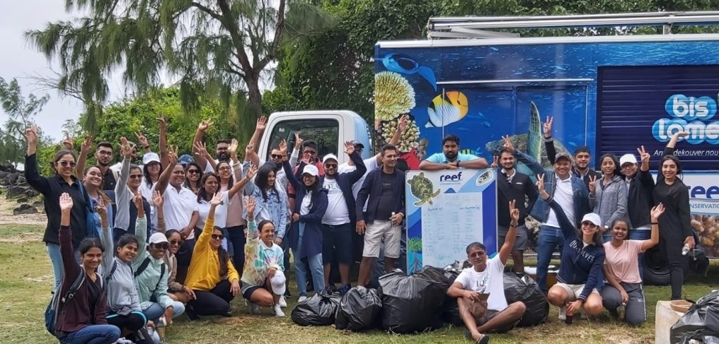 Team Mauritius collects 200kg of waste - IQ-EQ